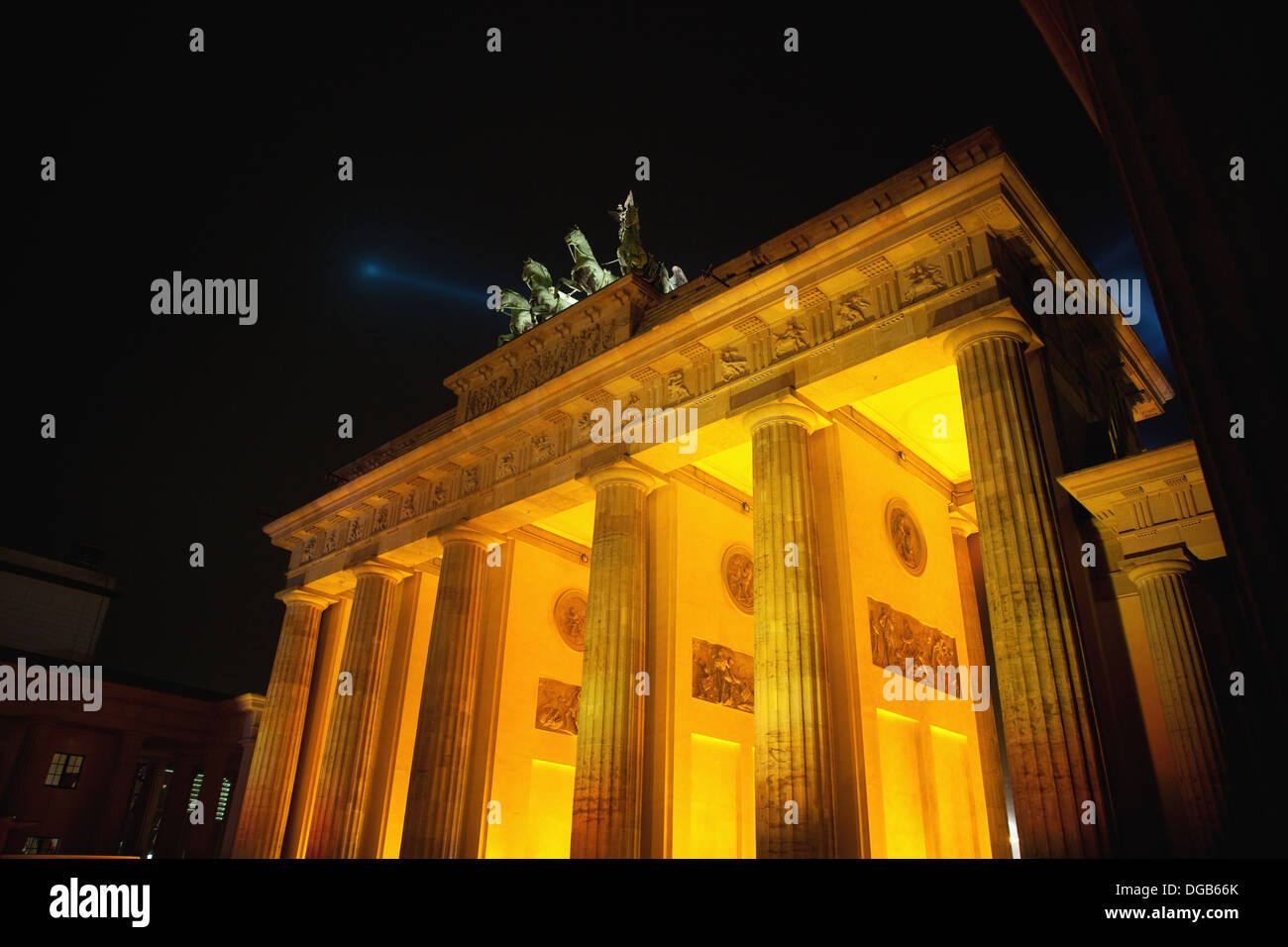 Branderburger gate hi-res stock photography and images - Alamy