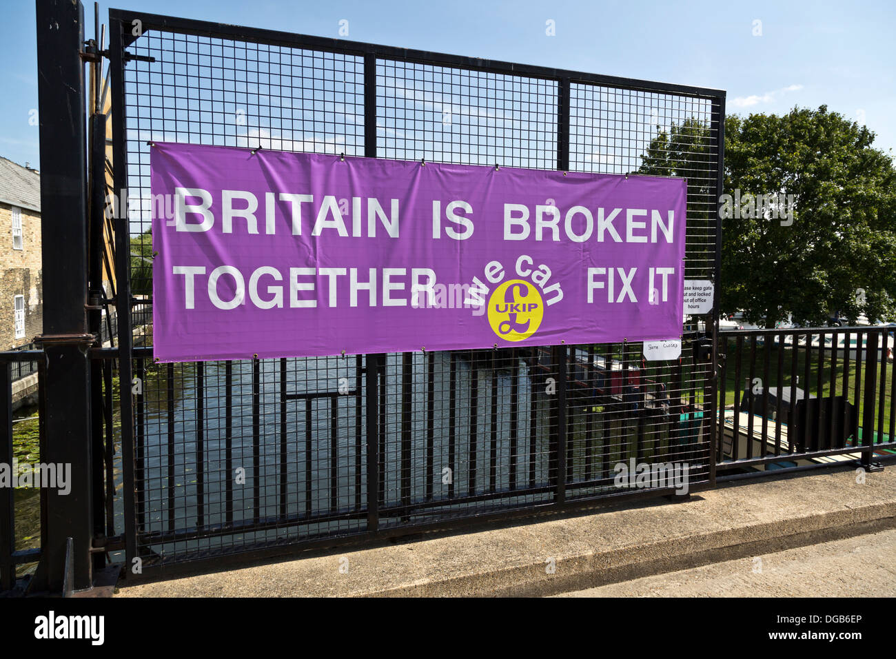 Sign declaration of independence hi-res stock photography and images ...