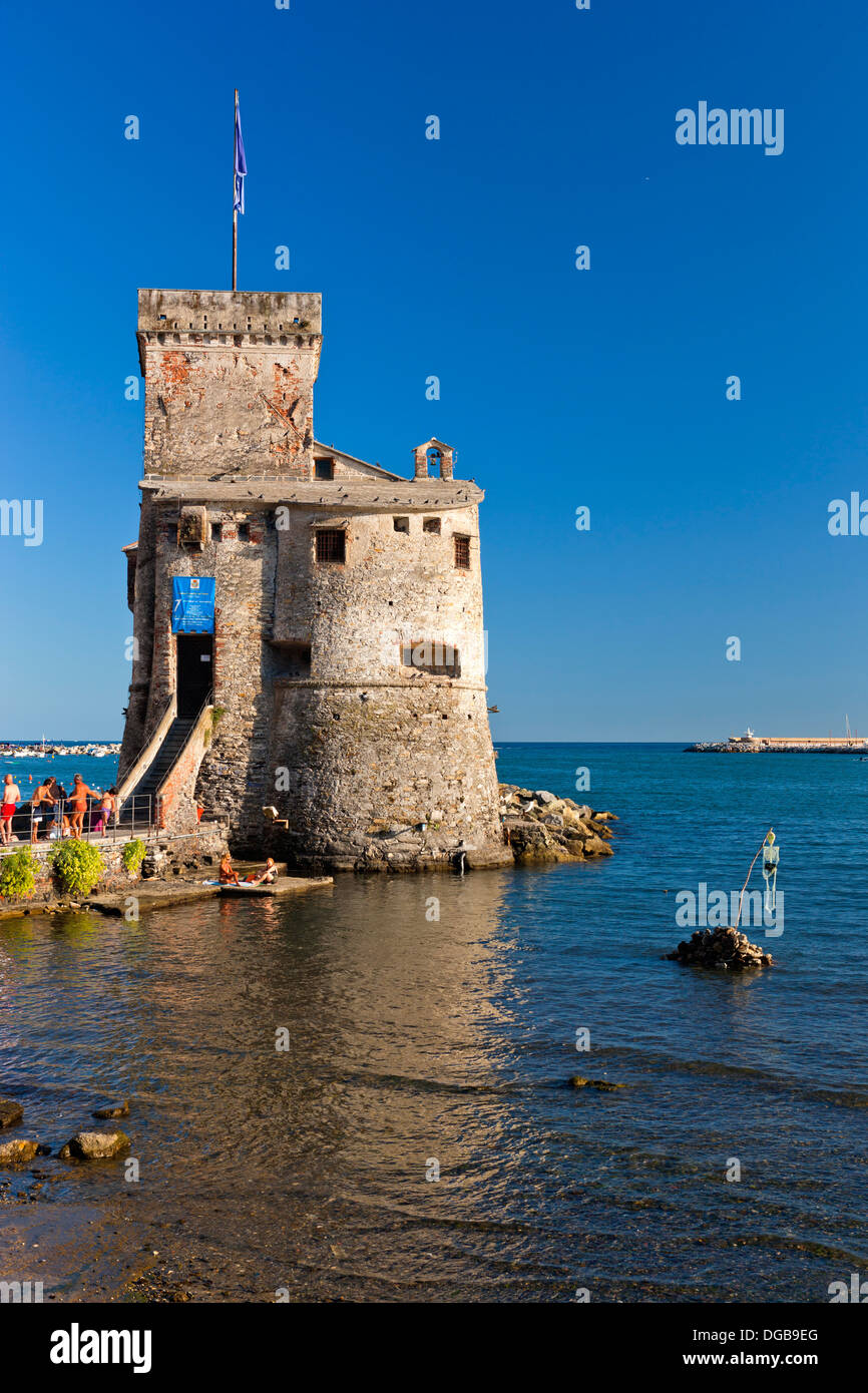 Castello di rapallo hi-res stock photography and images - Alamy
