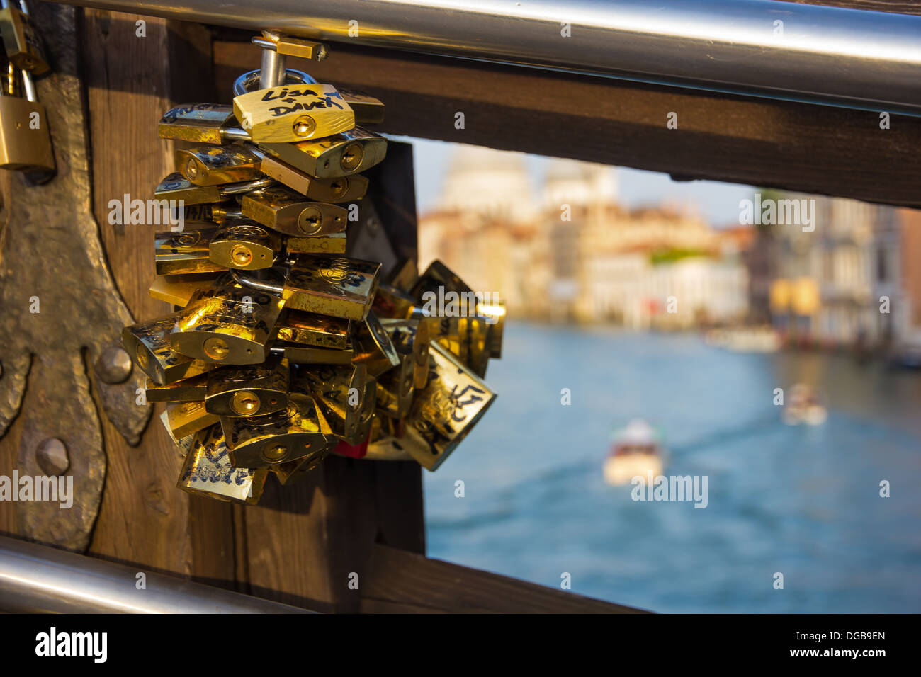 Picture of padlocks locked to a bridge in Venezia. Couples locked these ...
