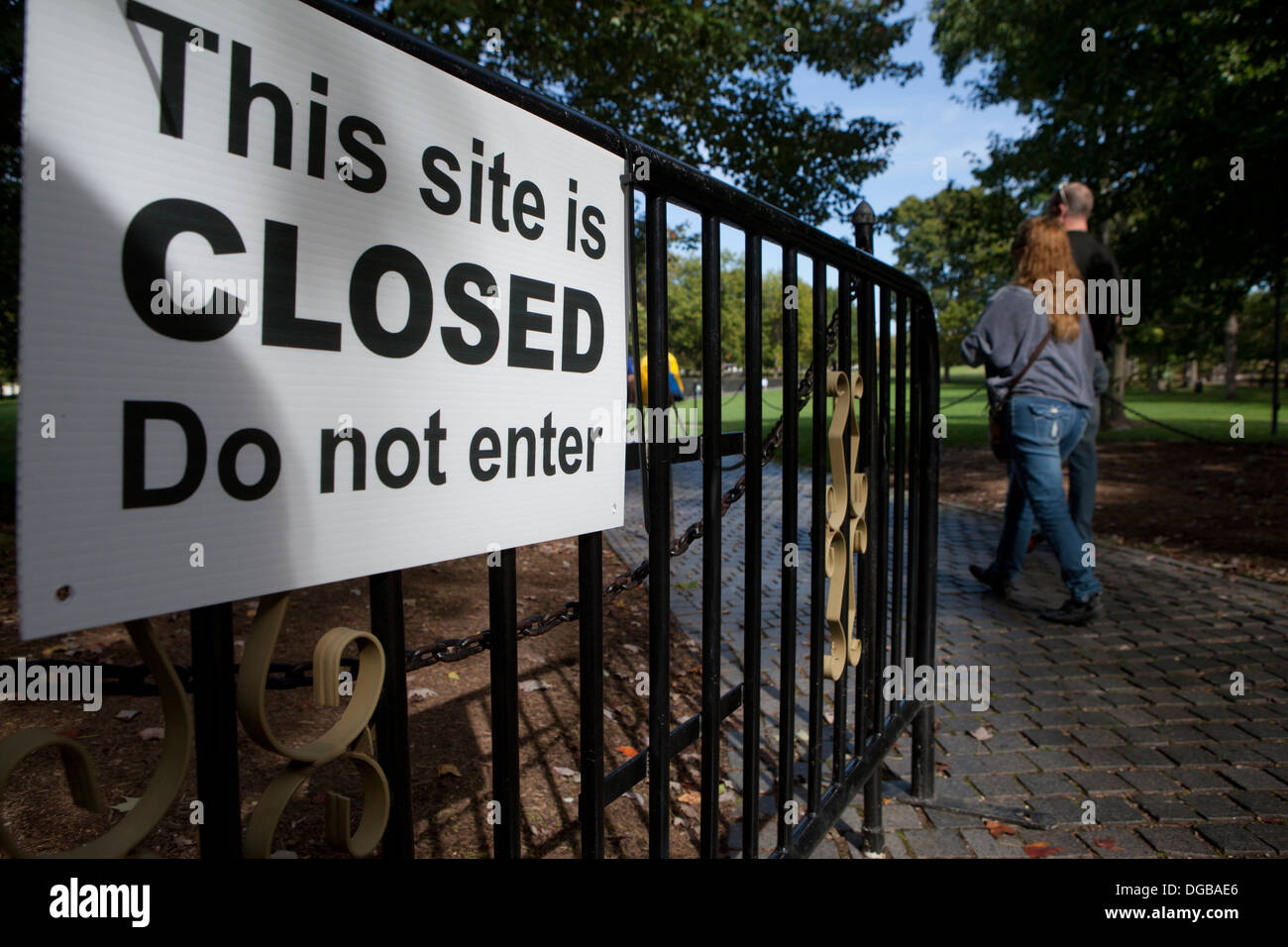 Walking Trail Sign High Resolution Stock Photography and Images - Alamy
