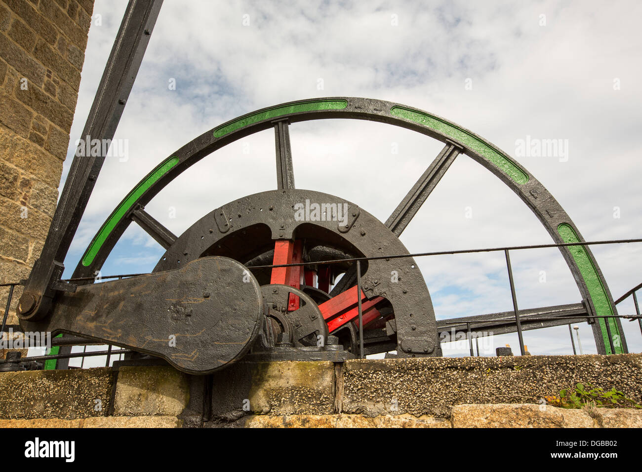 A preserved tin mine engine house in Redruth, Cornwall, UK Stock Photo ...