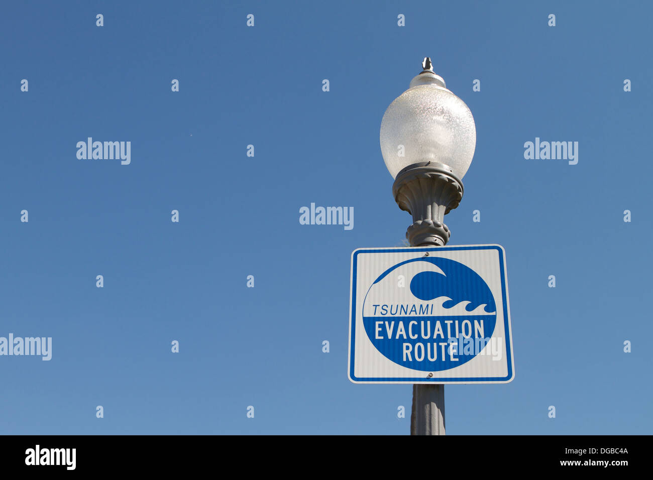 Tsunami evacuation directions hi-res stock photography and images - Alamy
