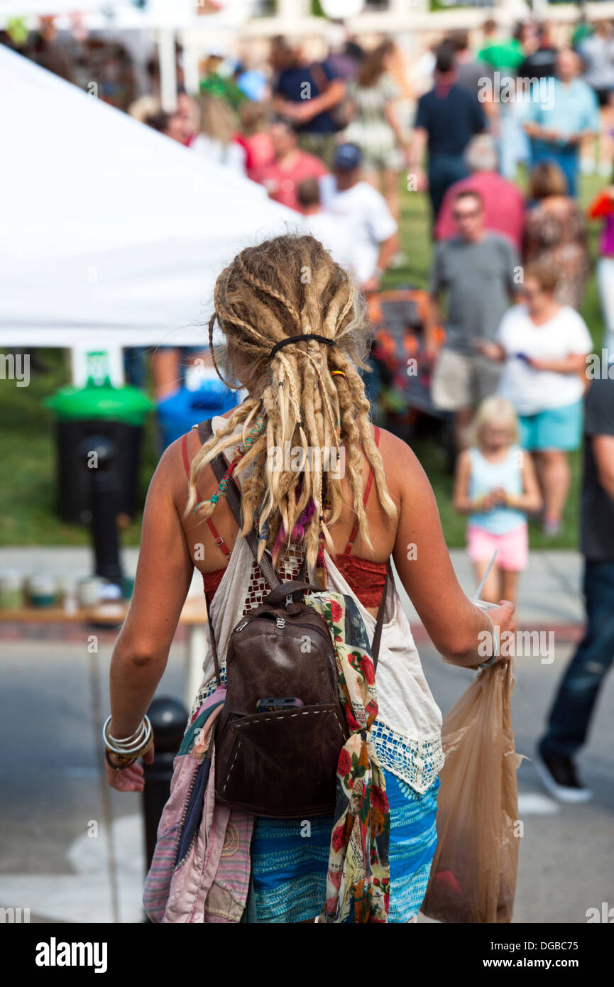Dreadlocks girl hippie hi-res stock photography and images - Alamy