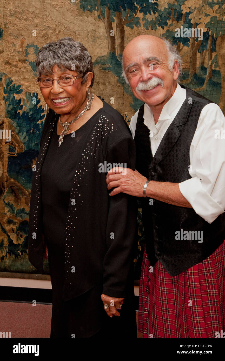 Inclusive friendships hi-res stock photography and images - Alamy