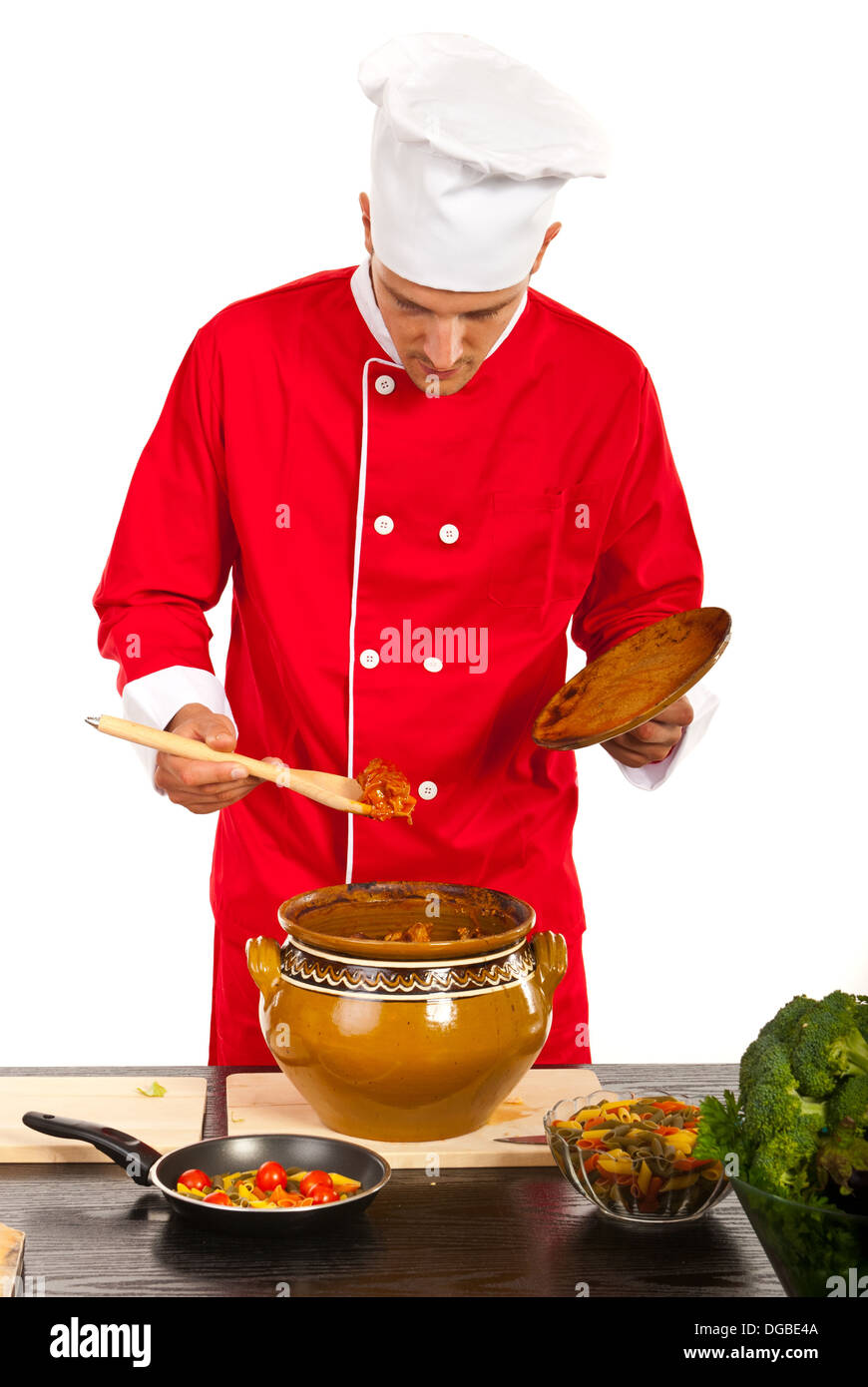 Food in big pot hi-res stock photography and images - Alamy