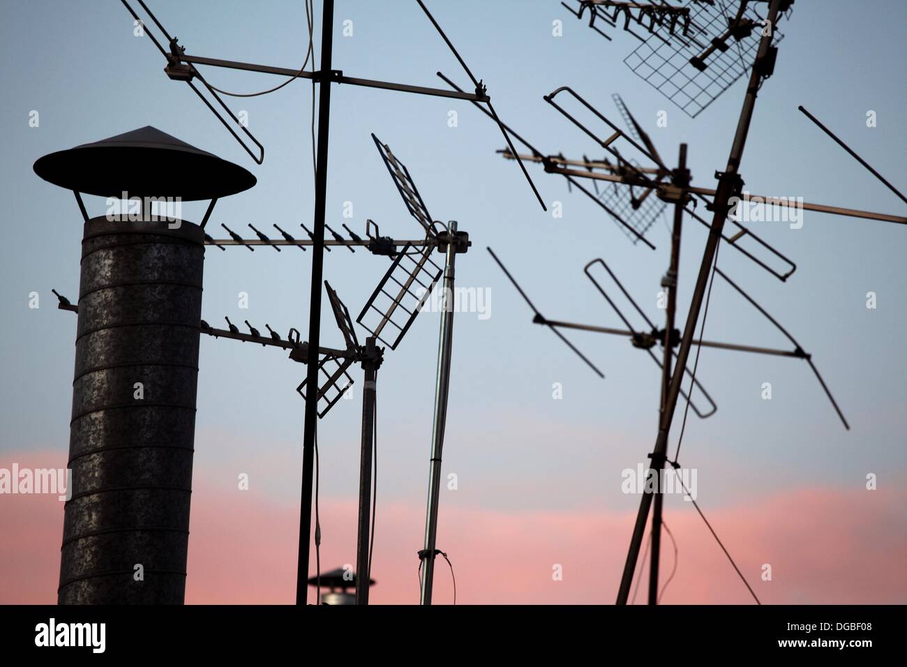 Electric antenna hi-res stock photography and images - Alamy