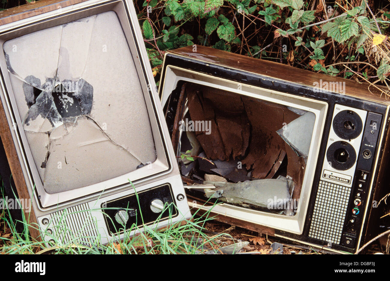 Rubbish tv hi-res stock photography and images - Alamy