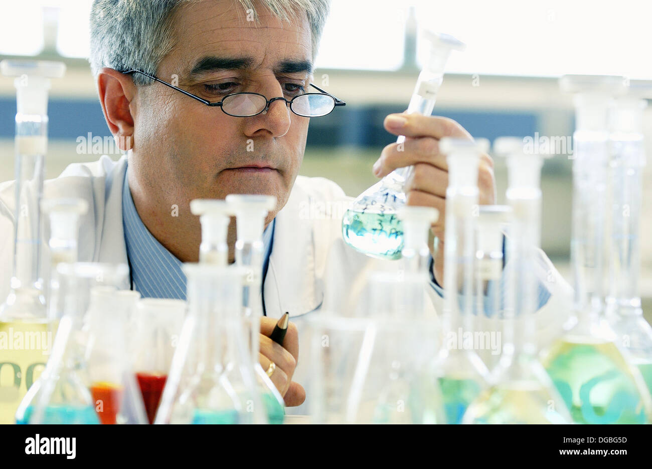 Chemical characterization laboratory Stock Photo - Alamy