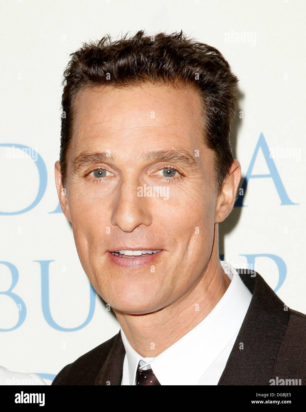 Los Angeles, CA, USA. 17th Oct, 2013. Matthew McConaughey at arrivals ...