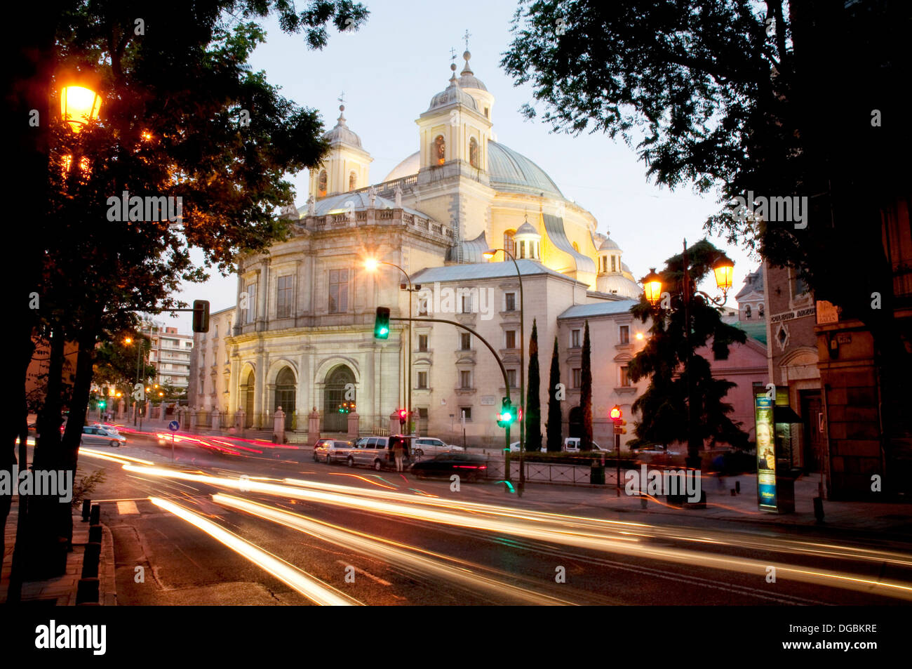 San Francisco El Grande church and Bailén street, night view. Madrid ...