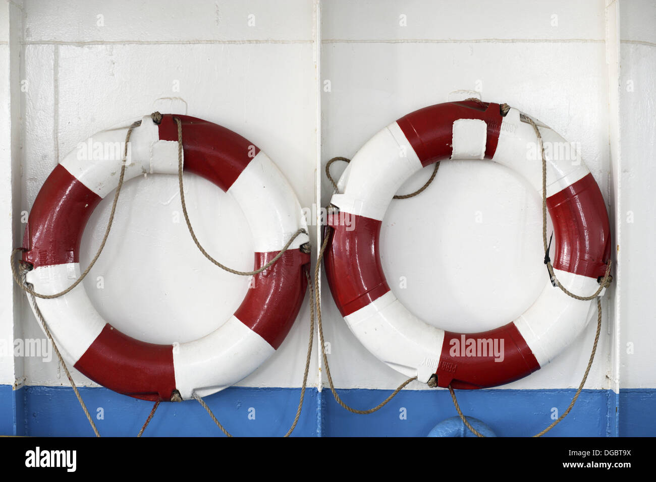 Life belts hi-res stock photography and images - Alamy