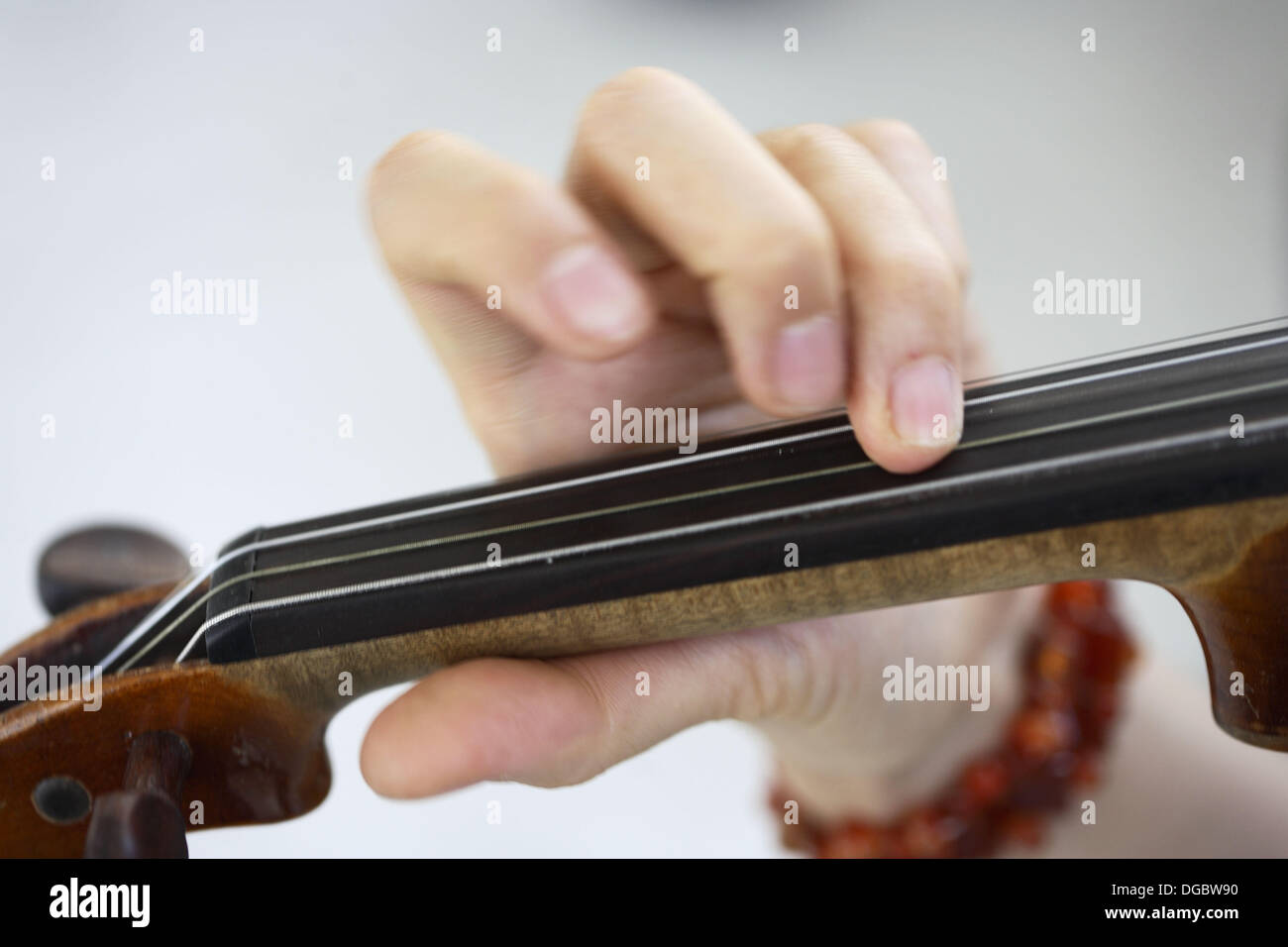 Neck of violin hi-res stock photography and images - Alamy