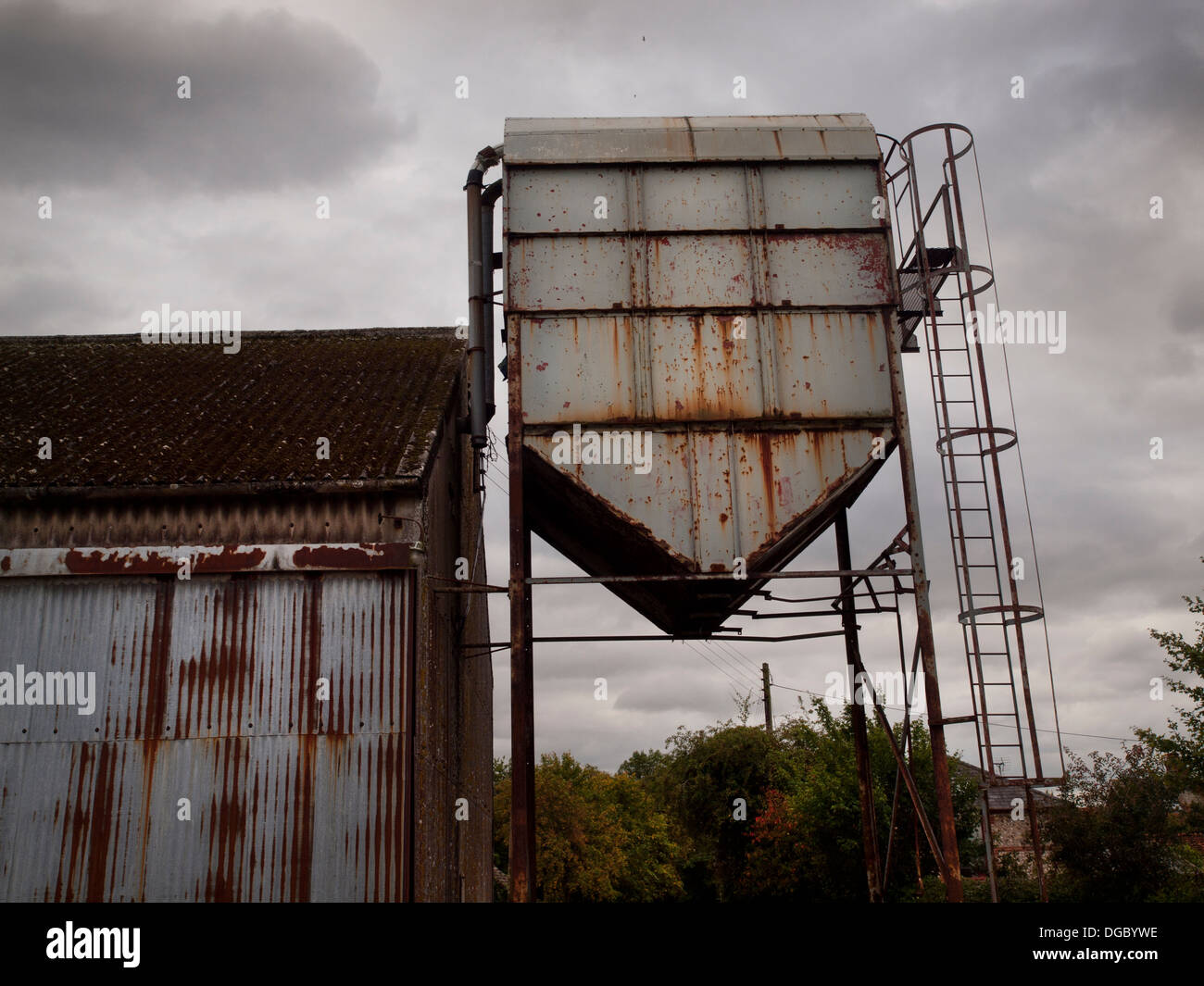 Rusty silo hi-res stock photography and images - Alamy