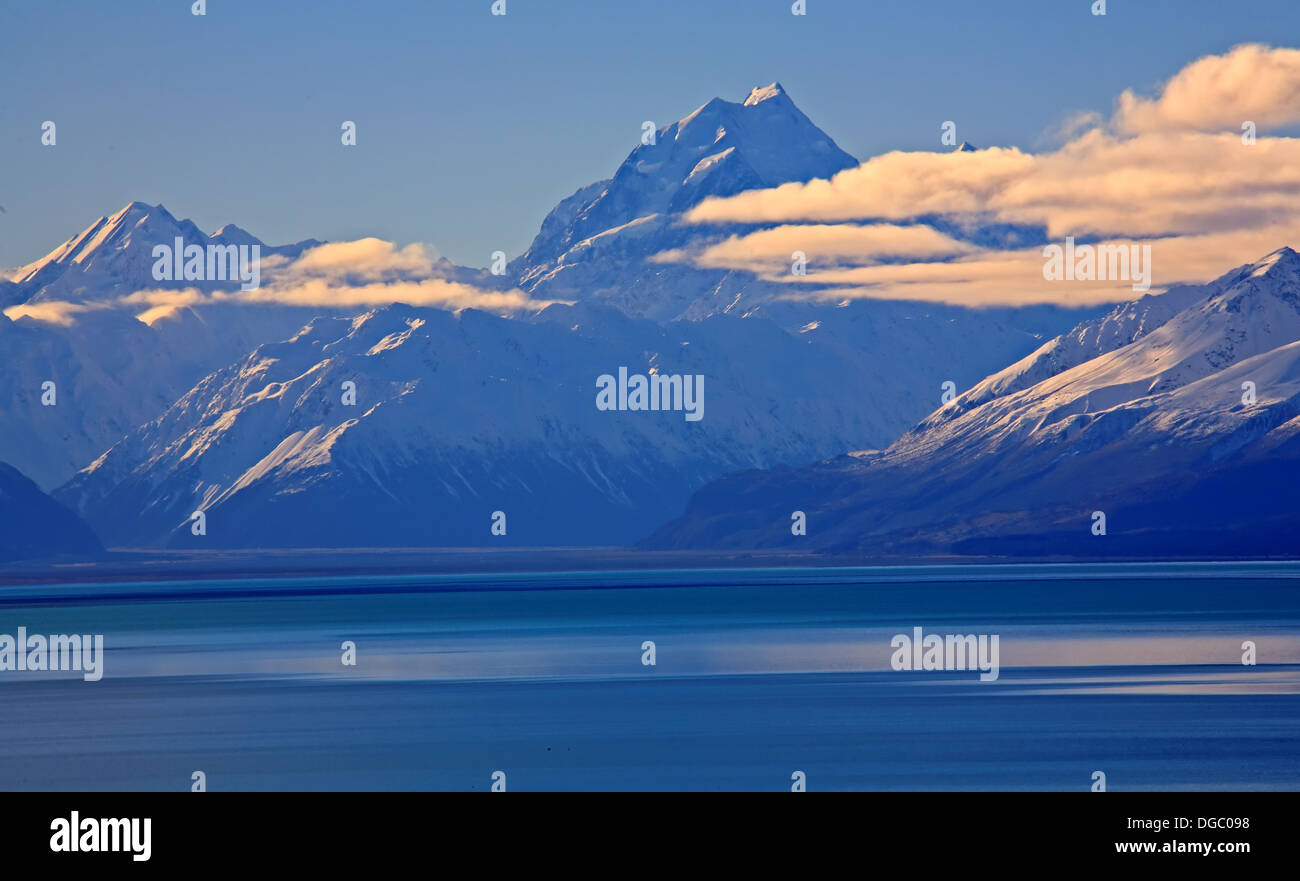Mount cook view hi-res stock photography and images - Alamy