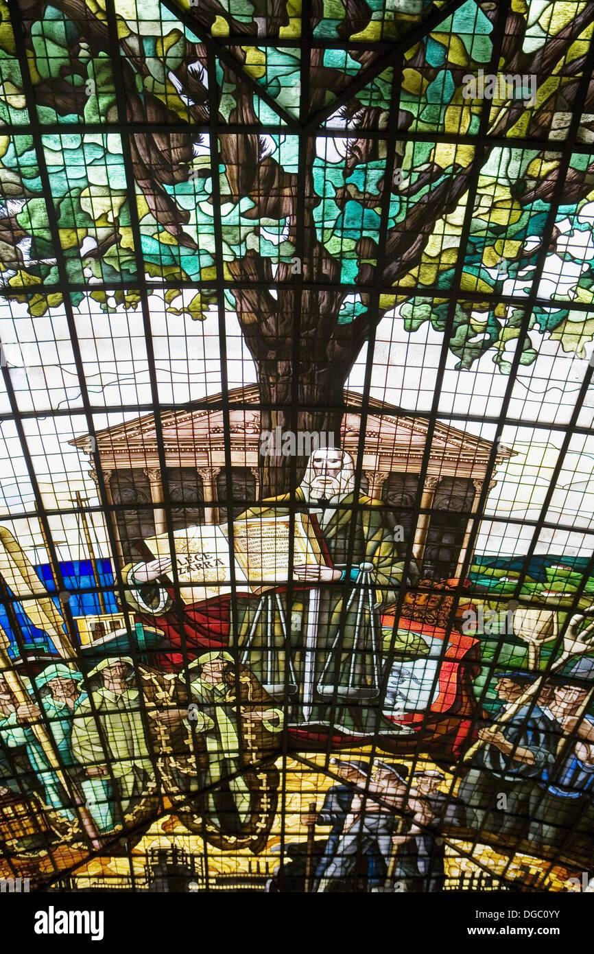 Old Tree Of Gernika High Resolution Stock Photography and Images - Alamy