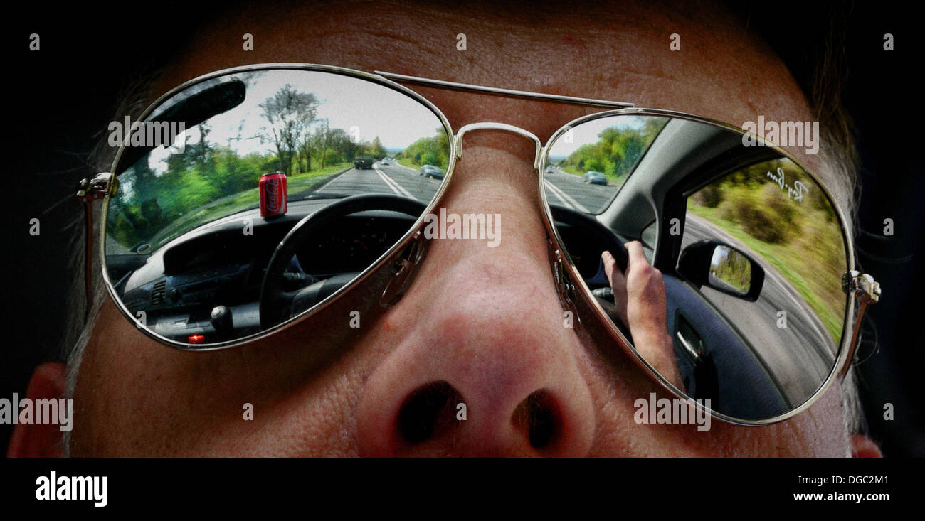 Sunglasses Reflection Photography