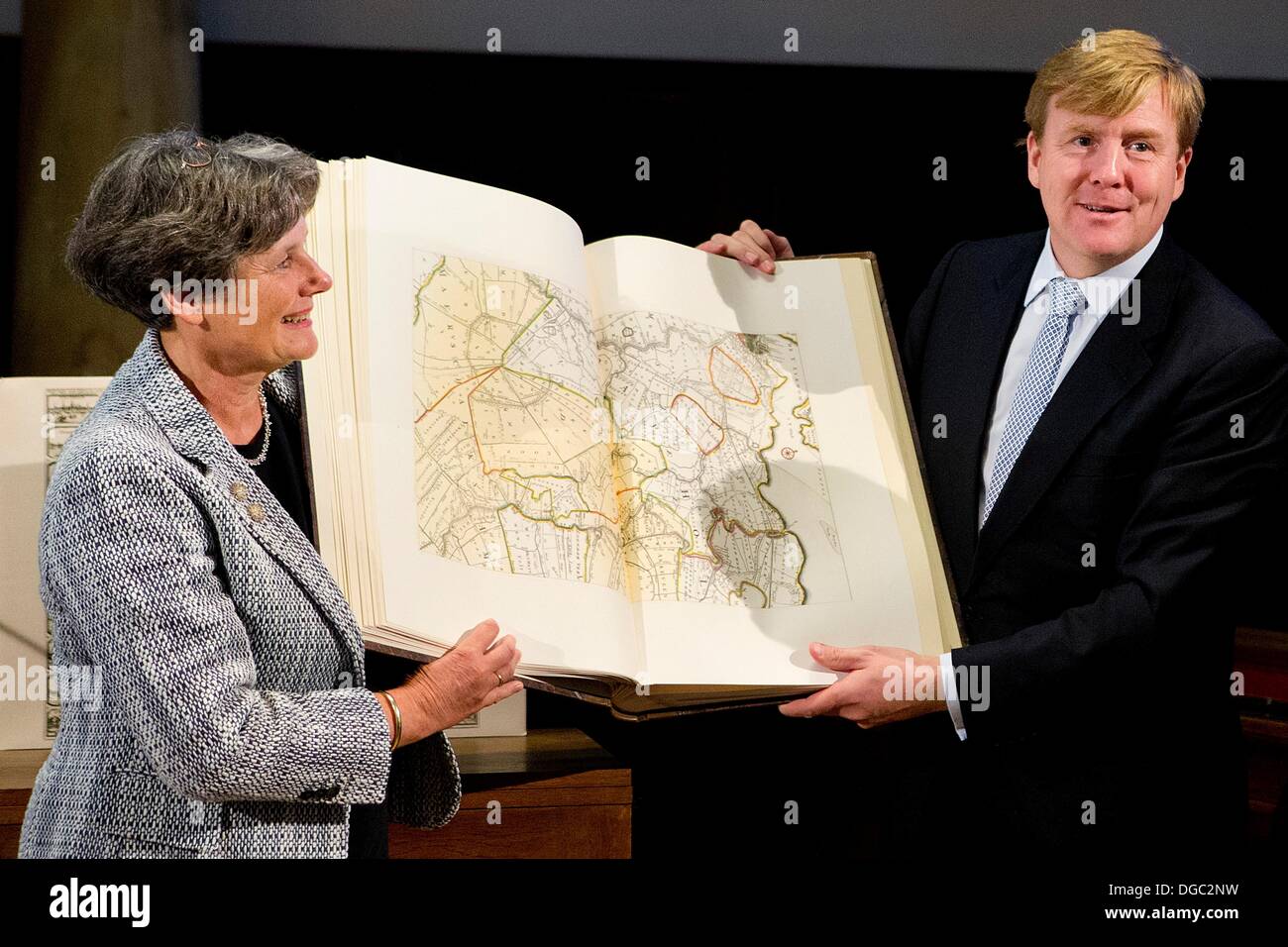 Amsterdam, The Netherlands. 17th Oct, 2013. Dutch King Willem-Alexander ...