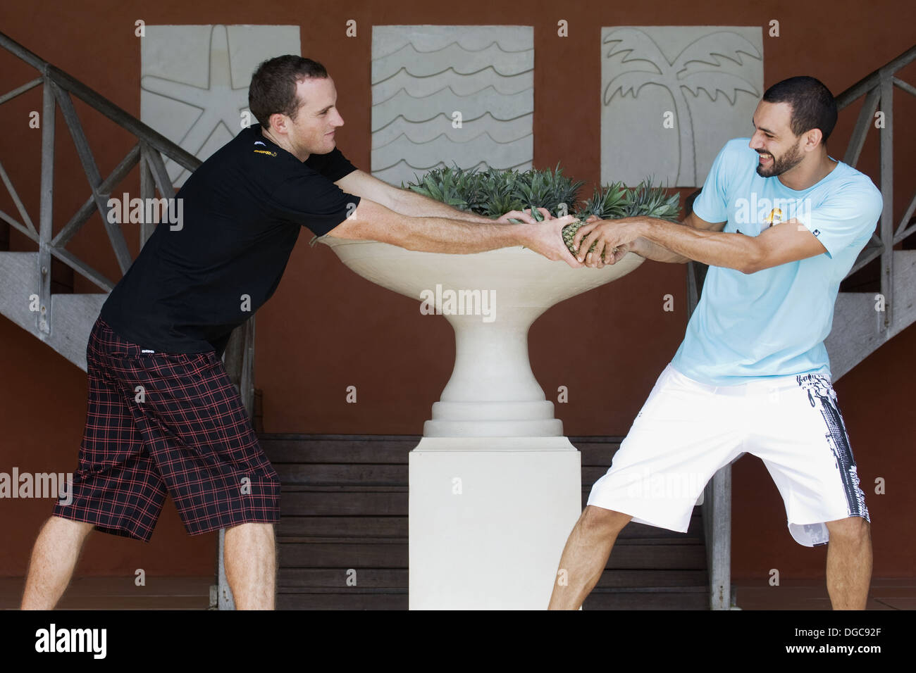 Two men fighting hi-res stock photography and images - Alamy