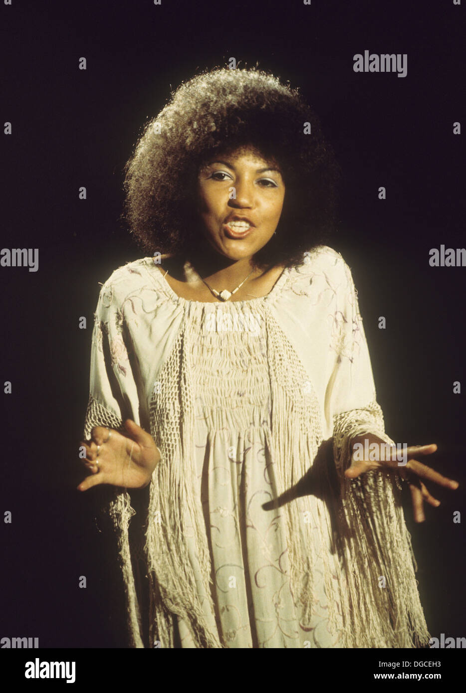 Linda lewis hi-res stock photography and images - Alamy