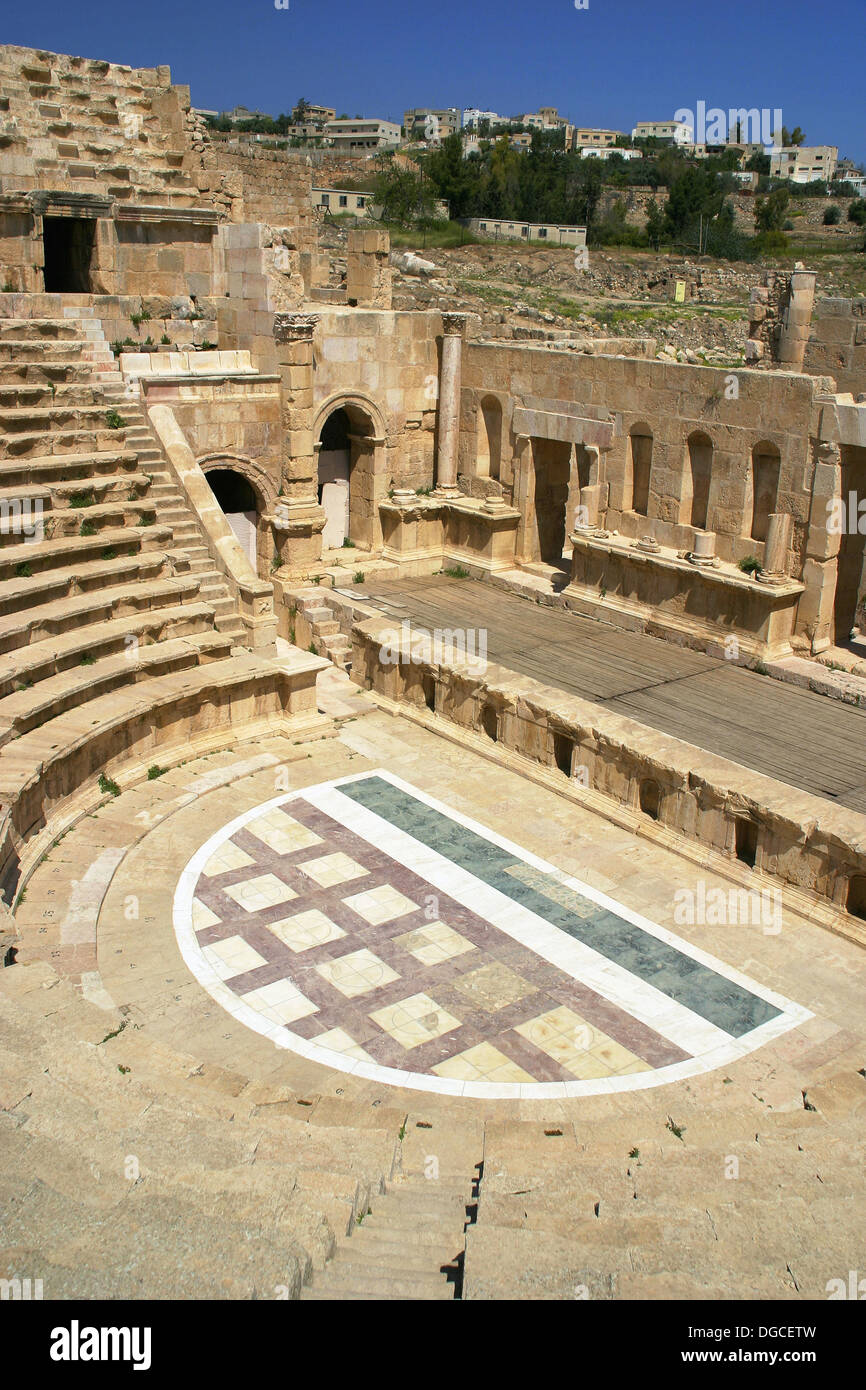 Jerash north theatre hi-res stock photography and images - Alamy