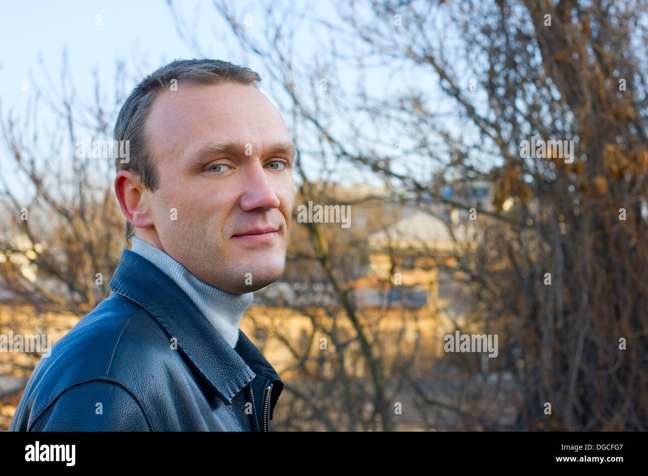 Portrait of white man outdoor Stock Photo - Alamy