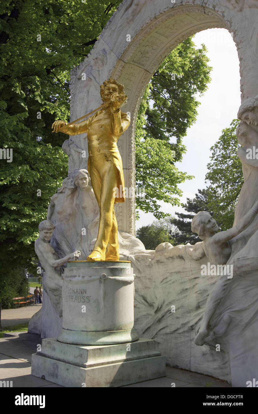 Johann strauss ii statue vienna austria hi-res stock photography and ...