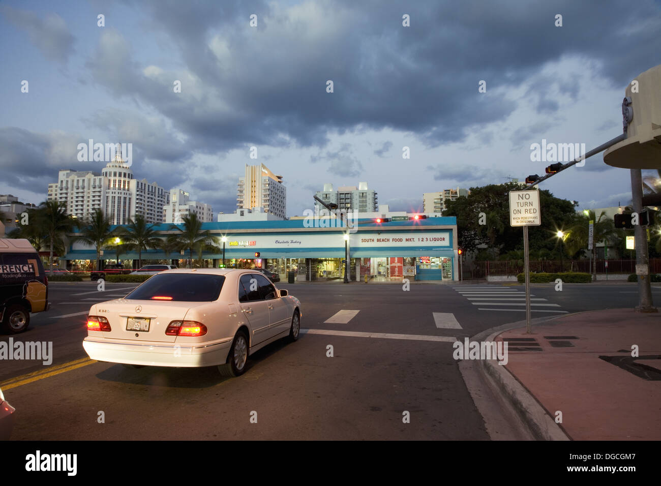 Washington avenue hi-res stock photography and images - Alamy