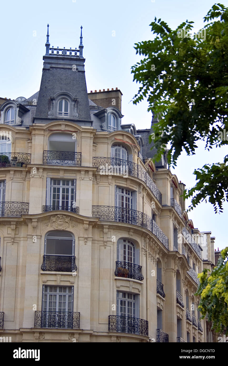 Building, Paris. France Stock Photo - Alamy