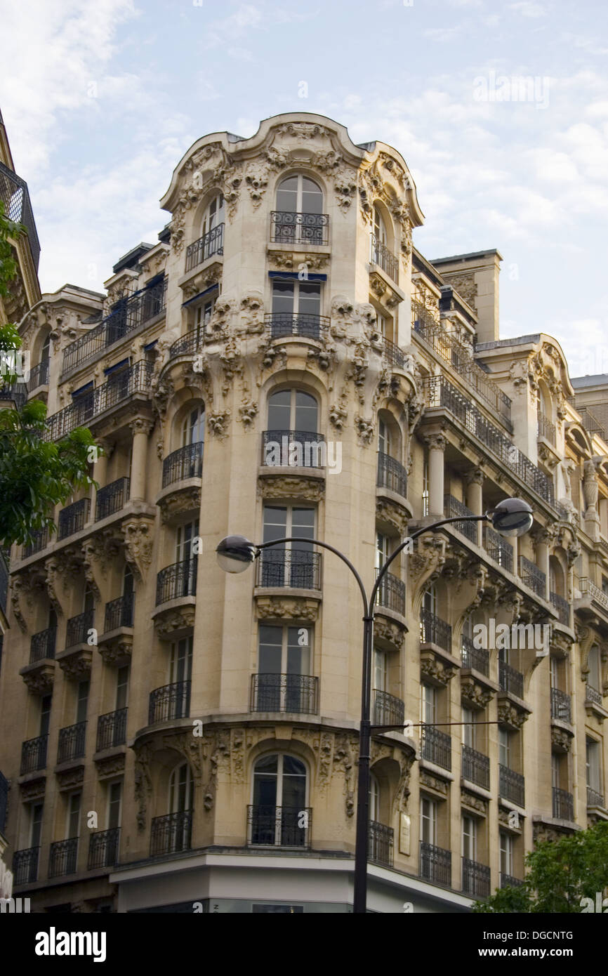 Building, Paris. France Stock Photo - Alamy