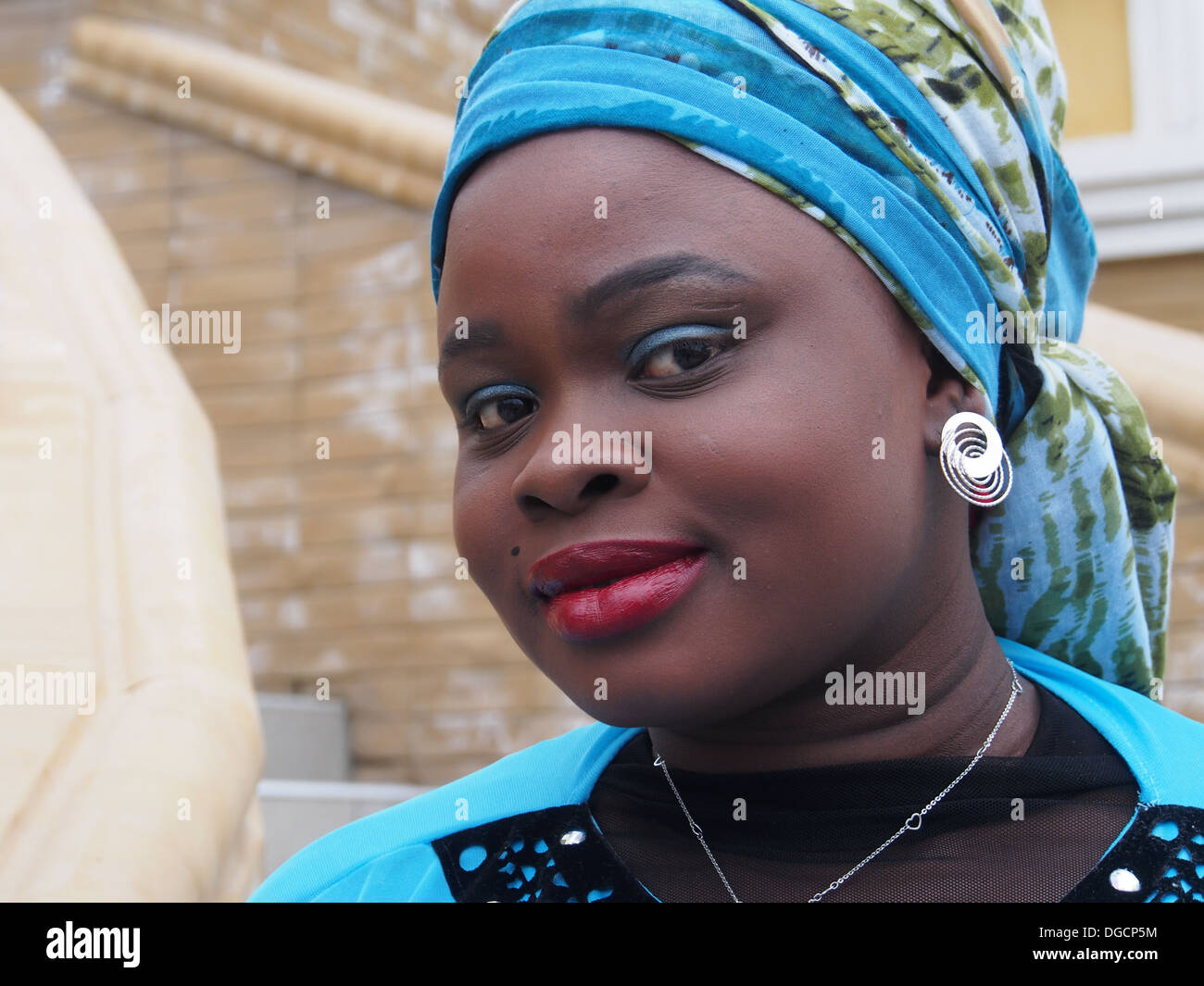African woman in traditional hi-res stock photography and images - Alamy