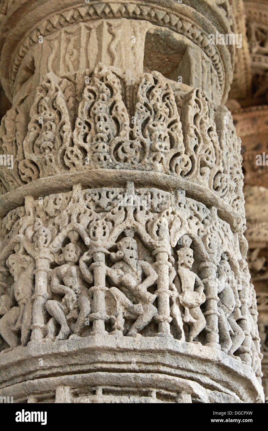 Stone carvings, Krishna dancing, interior pillar of sabha mandap ...