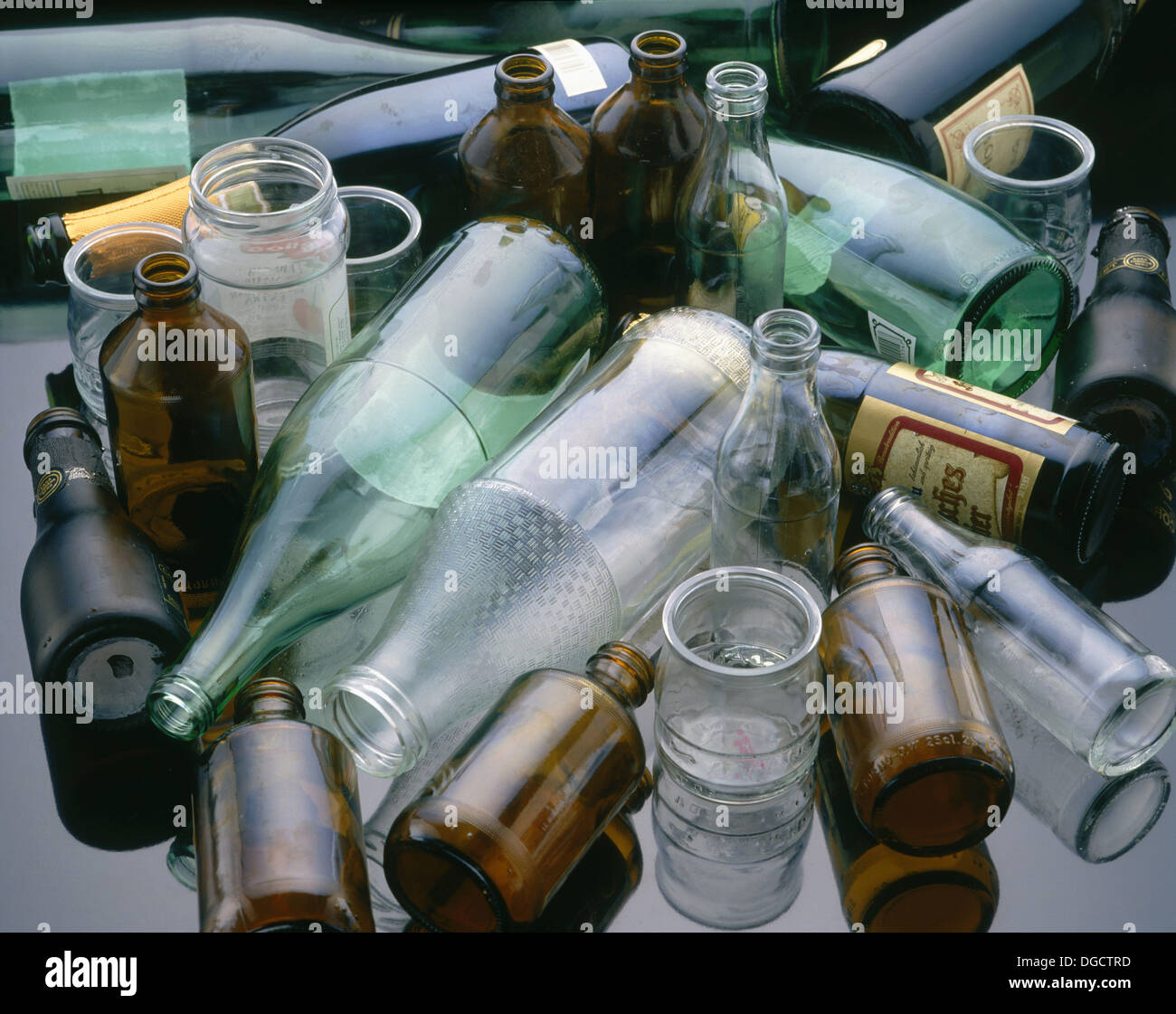 Domestic waste recycling Stock Photo - Alamy