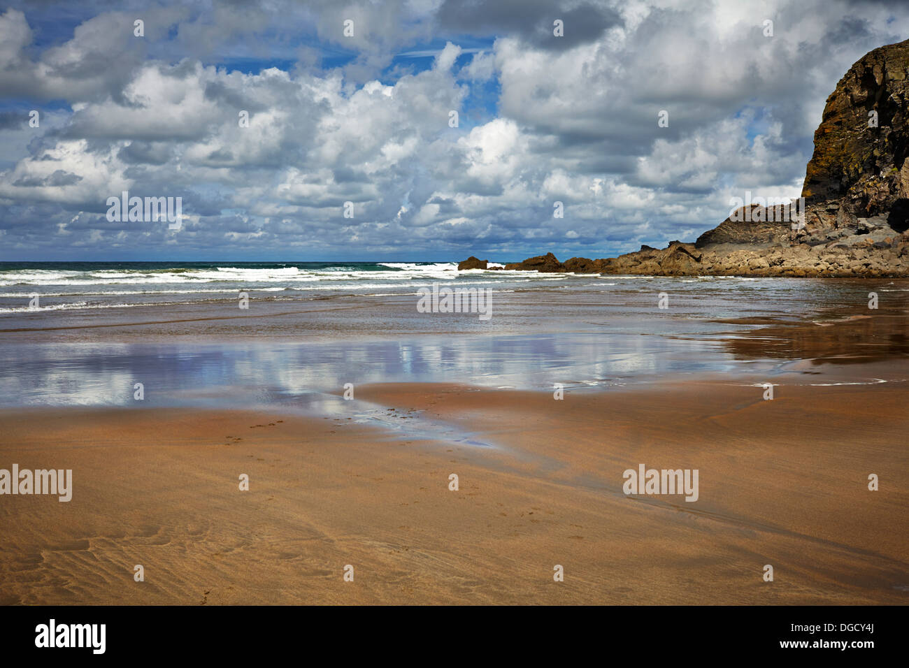 Sandy beach strand hi-res stock photography and images - Alamy