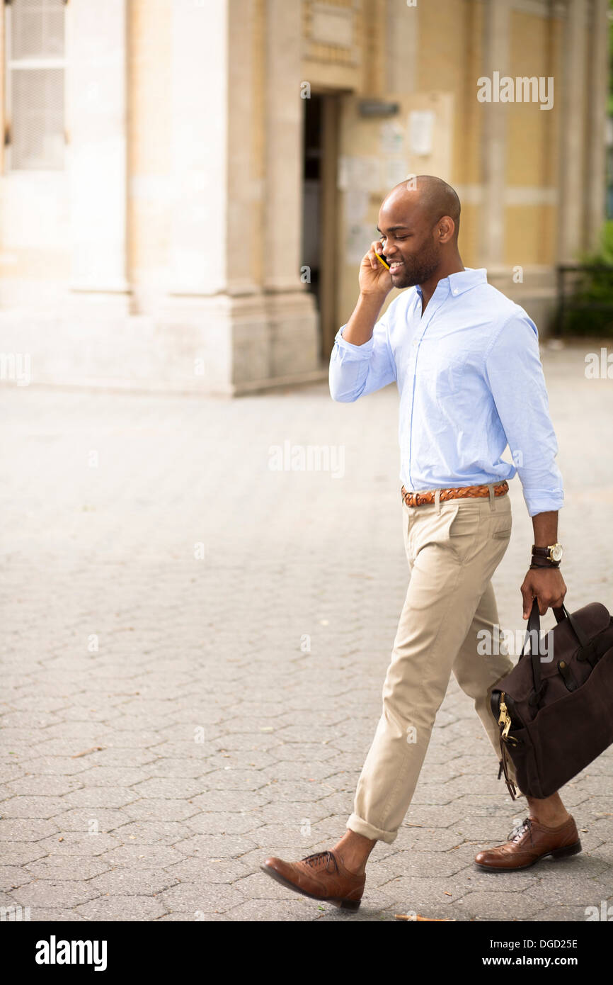 Man Holding Briefcase High Resolution Stock Photography and Images - Alamy