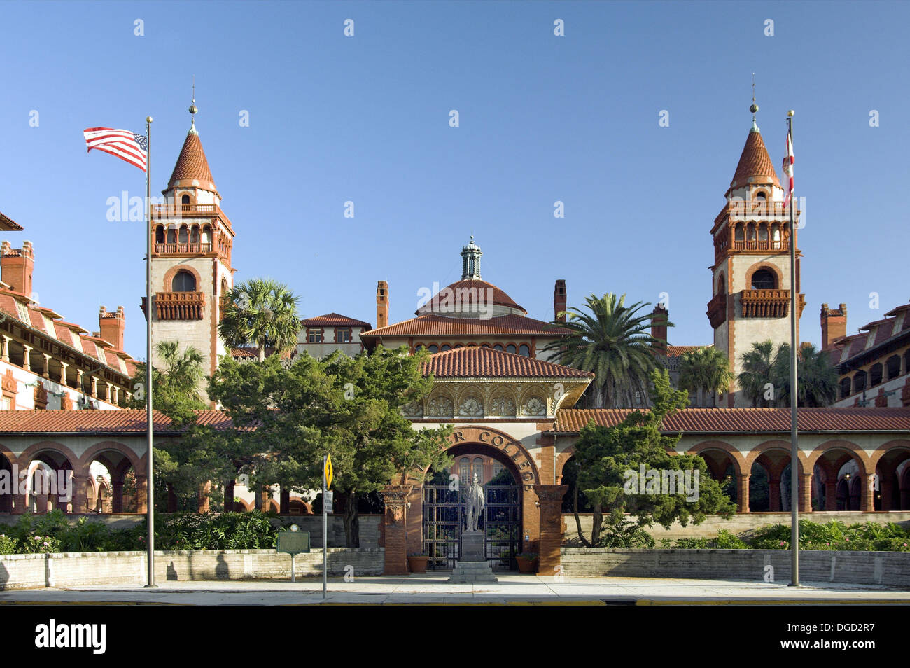 Florida college campus hi-res stock photography and images - Alamy