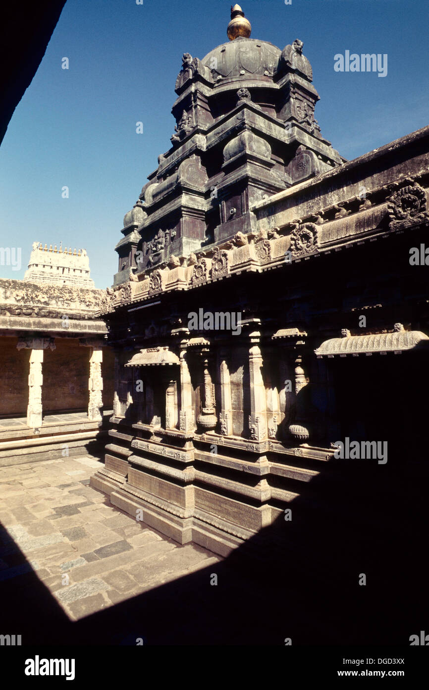 Varadharaja perumal temple hi-res stock photography and images - Alamy