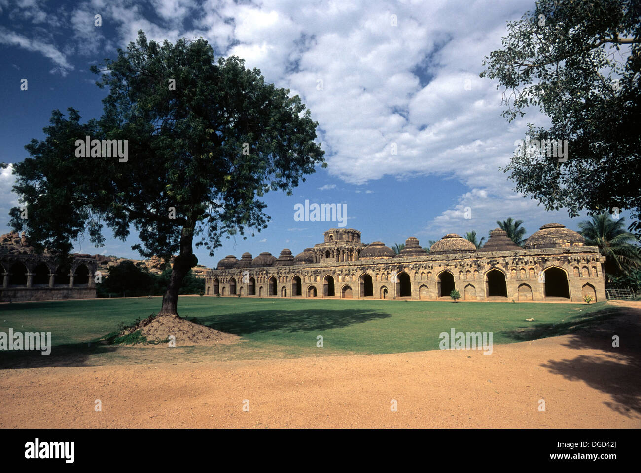 Elephant stables at the ancient site of hampi hi-res stock photography ...