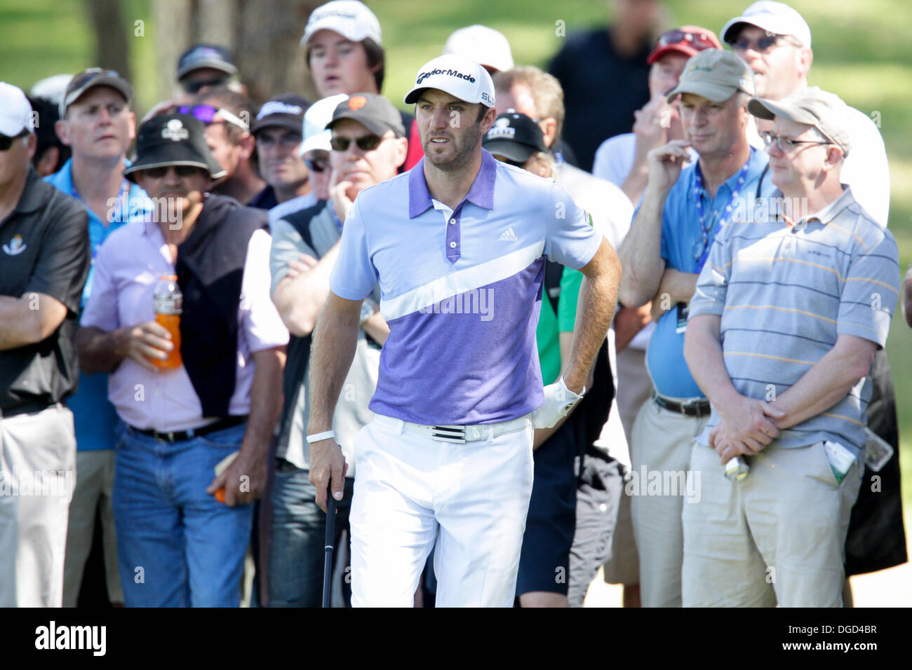 Perth, Australia. 18th Oct, 2013. Dustin Johnson (USA) sums up his lie ...