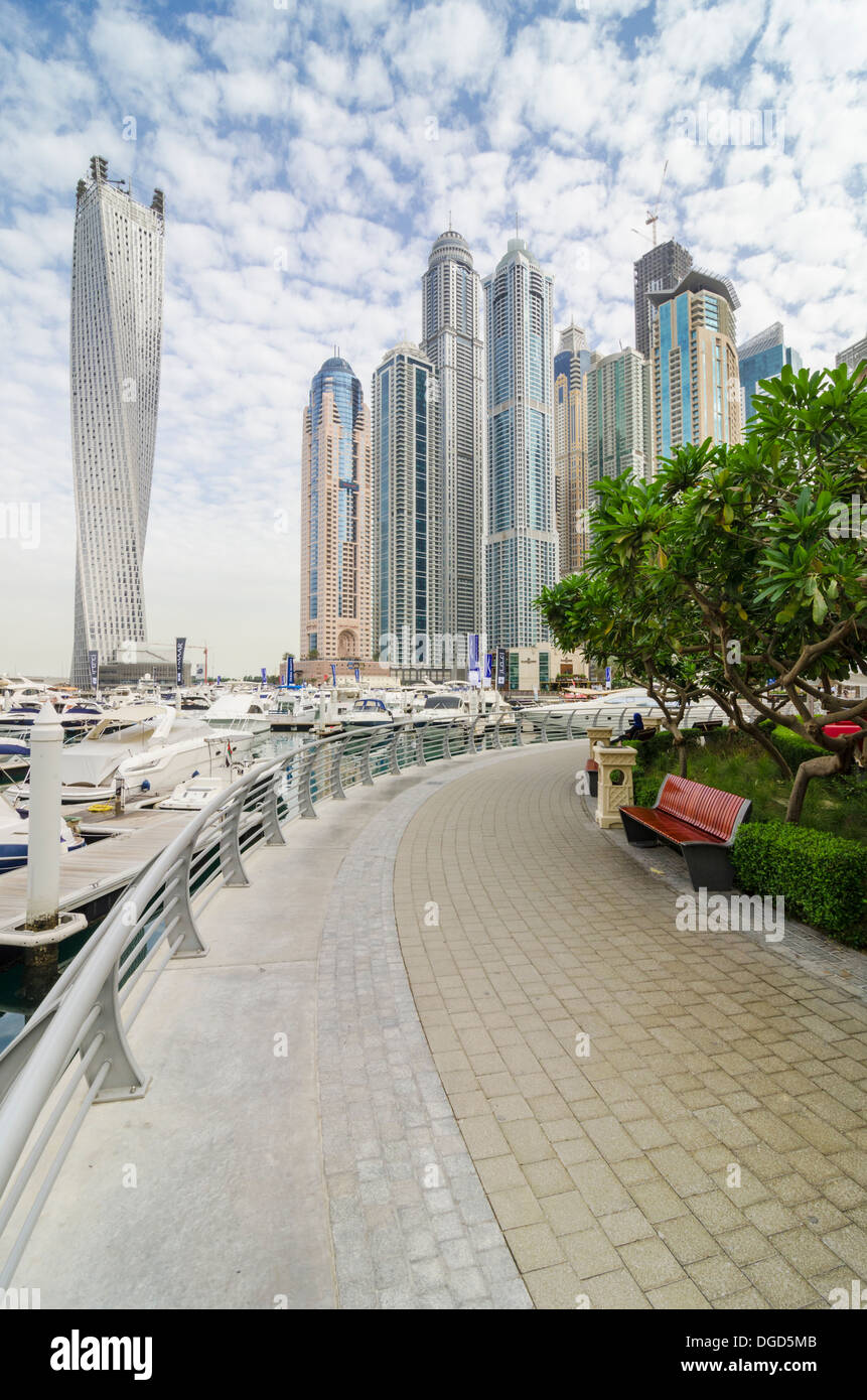 The promenade around Dubai Marina, Dubai, United Arab Emirates Stock ...