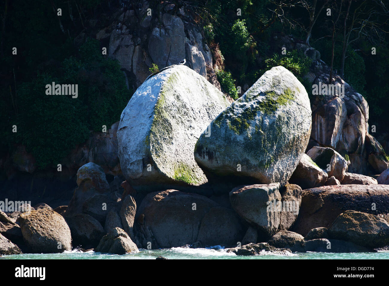 Split Apple Rock Stock Photo - Alamy