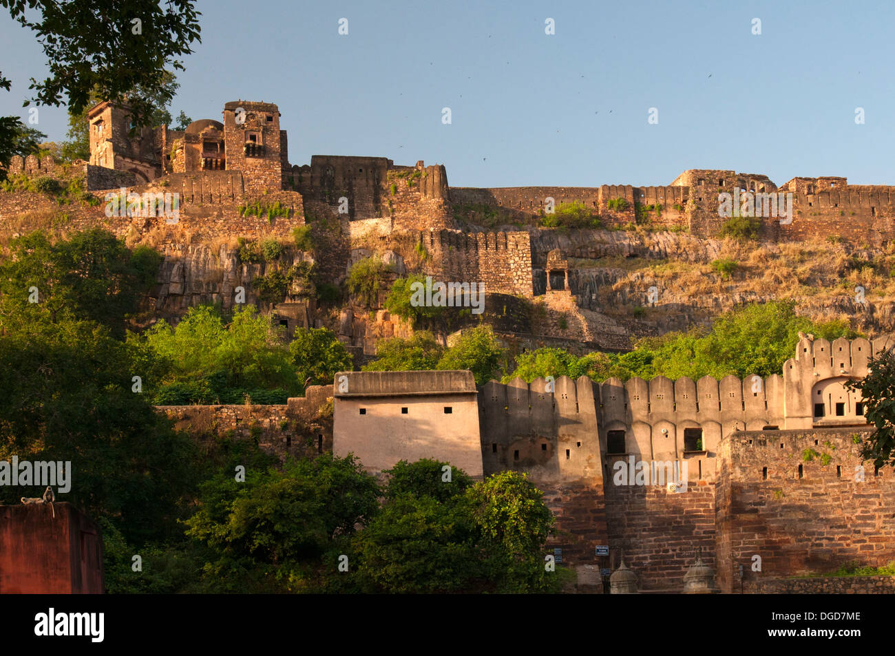 Ranthambore Fort, Ranthambore National Park near Sawai Madhopur Stock ...