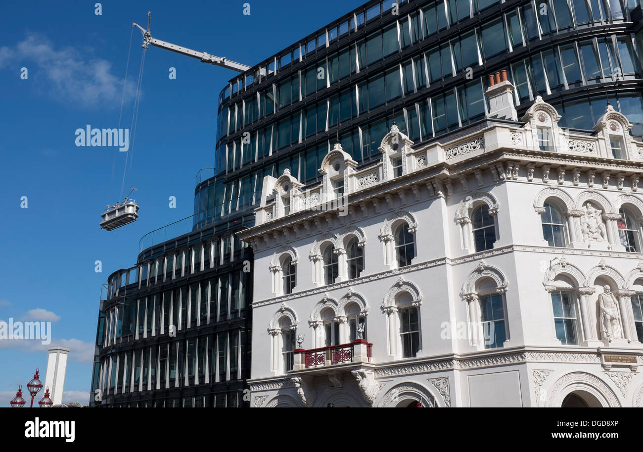Historic building modern building hi-res stock photography and images ...