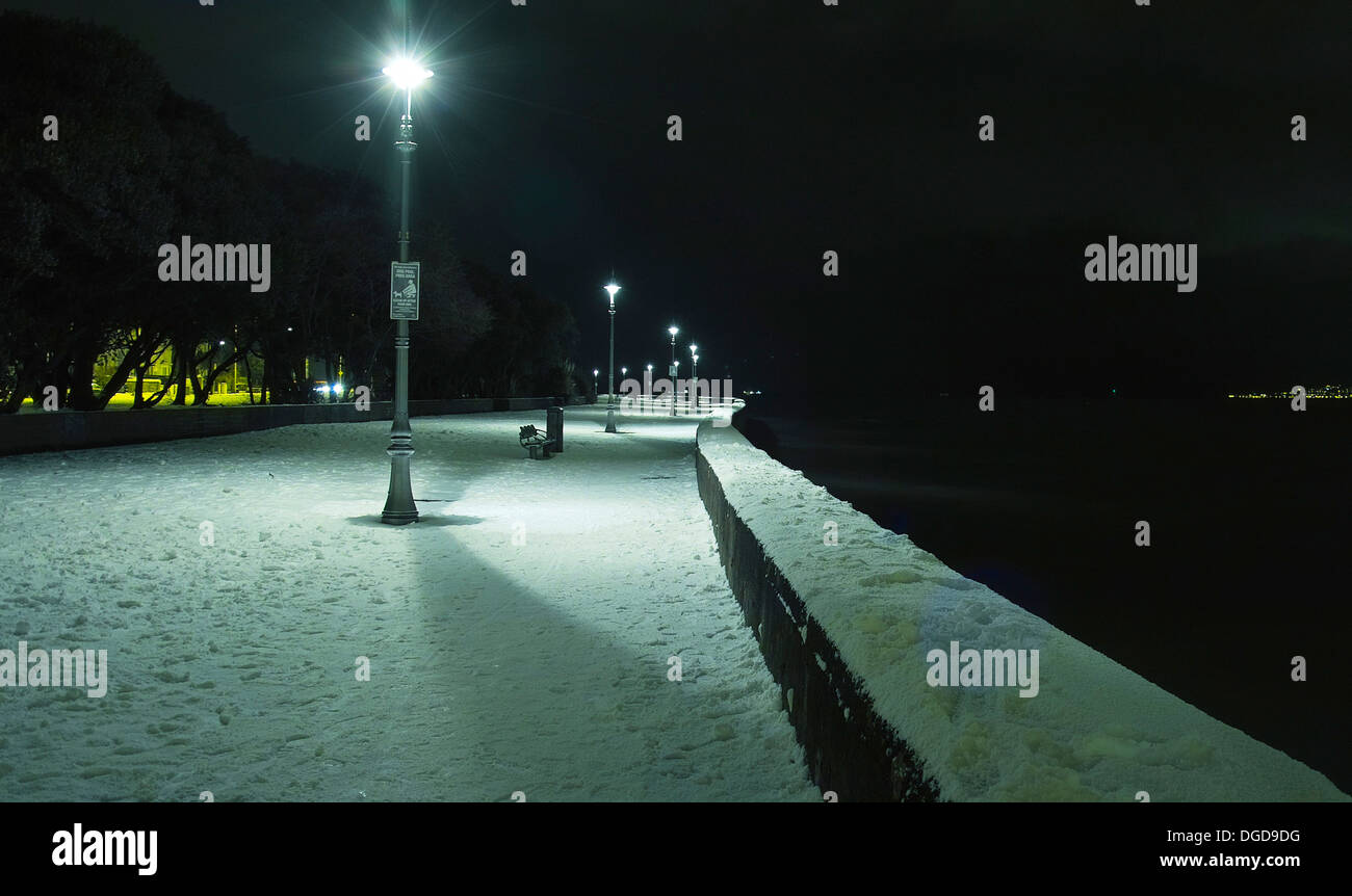 Clontarf seafront hi-res stock photography and images - Alamy