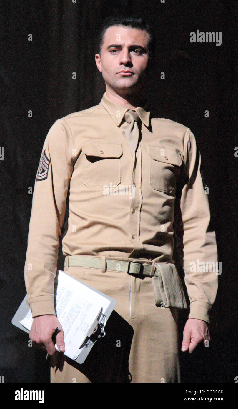 Robert harvey the music hi-res stock photography and images - Alamy