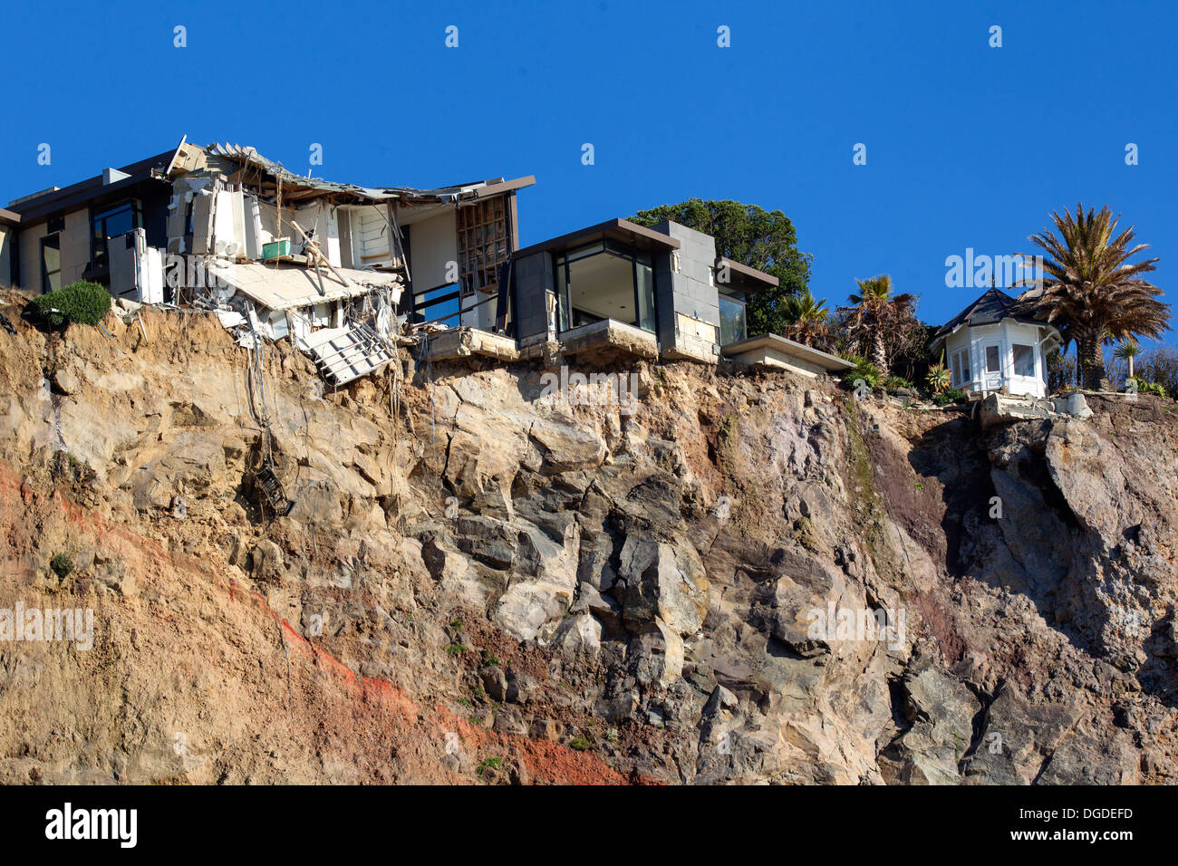 Sutherland Camsur Earthquake