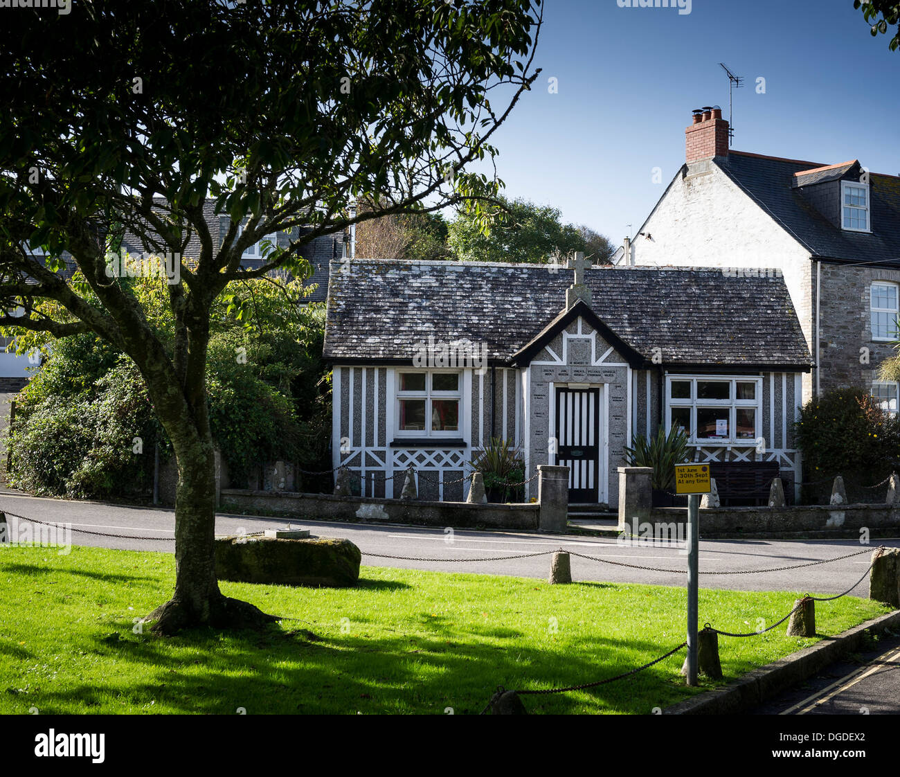 Crantock Village Cornwall England High Resolution Stock Photography and ...