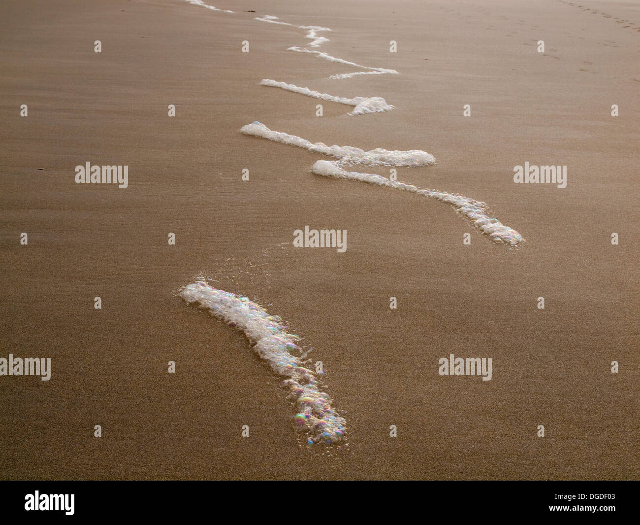 Beach foam hi-res stock photography and images - Alamy