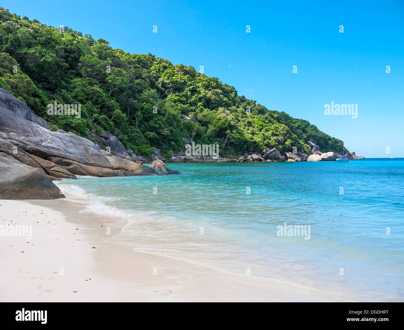 Ocean sea sand beach similan hi-res stock photography and images - Alamy