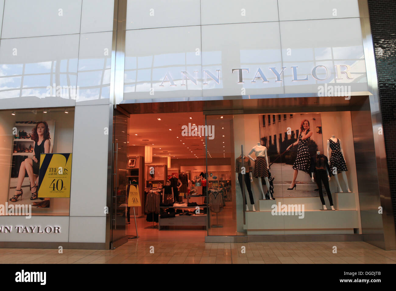 Ann Taylor store Stock Photo - Alamy